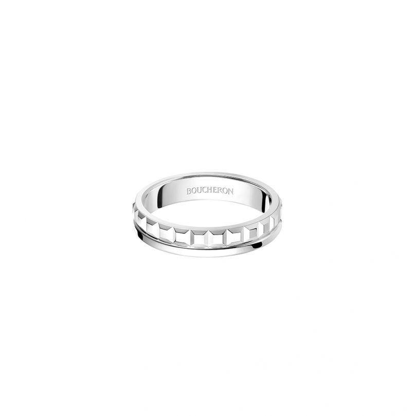 QUATRE RADIANT EDITION キャトル ラディアント リング ハーフ | Boucheron JP